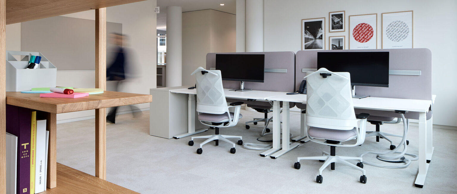 Wyposażenie przestrzeni biurowych - Hana Design